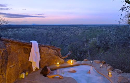 Hotel Elewana Elsa's Kopje, Meru, Kenya - Booking.com