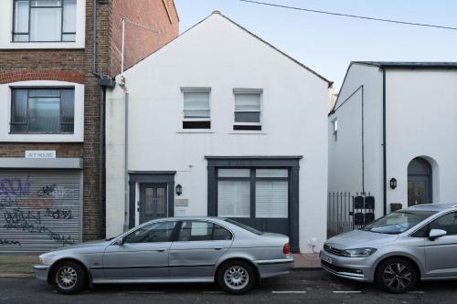 The Mews - Stylish & Central Brighton Townhouse, up to 6 guests ...