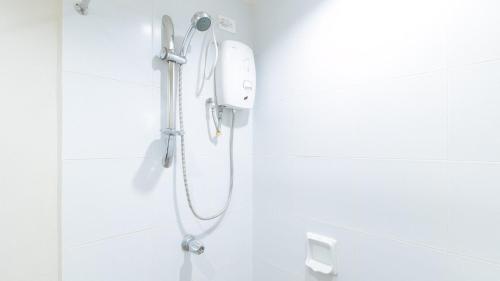 Filmore Suites Makati by RedDoorz, Manila (updated prices 2024)