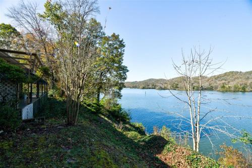 Melton Away - Knoxville/Oak Ridge, Knoxville – Updated 2024 Prices