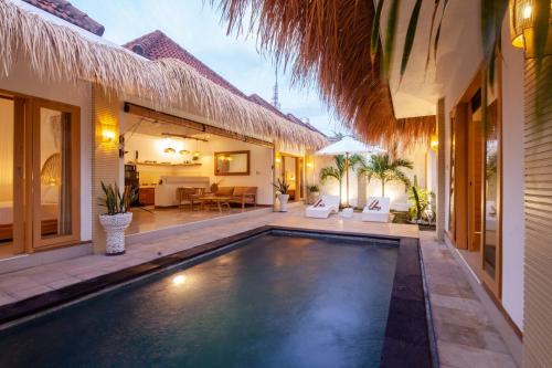 Simple & Magical Villas . Villa Sambali 2, Kuta (updated prices 2024)