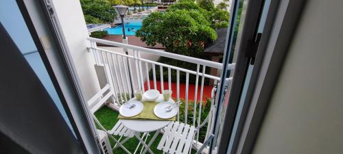 1 bedroom Apartment by the pool -Jazz residences in Makati, Manila ...