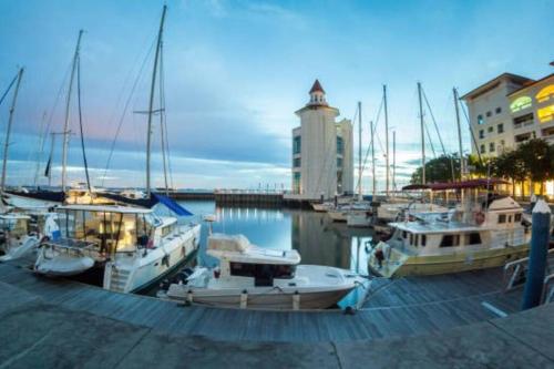 White Season Strait Quay -Gurney, Tanjong Tokong – Updated 2023 Prices