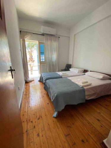 2 bedroom apt in Ermou 4 minute walk beach, Larnaca (updated prices 2024)