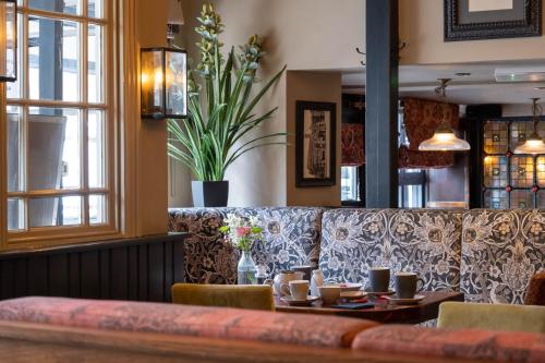 Chapter House, Salisbury – Updated 2024 Prices