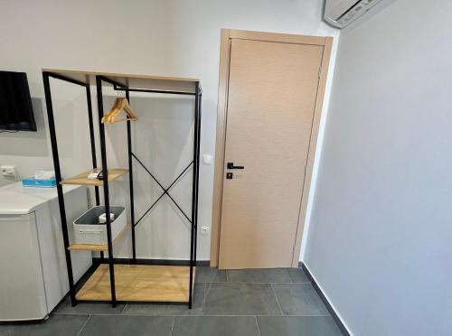 Navitas House, Athens (updated prices 2025)