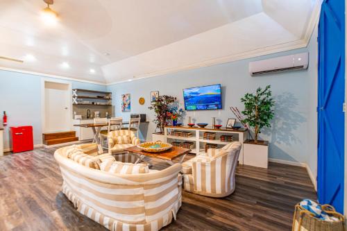 Palms Cottage at Viking Hill, Nassau, Bahamas - Booking.com