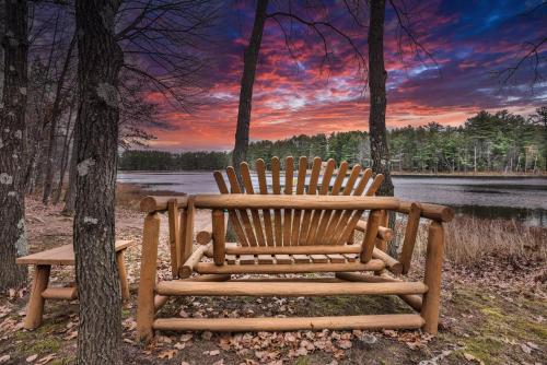 Lake Front Cabin on beautiful Crescent Lake, Minocqua (updated prices 2024)