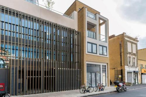 Goodwin St, London (updated prices 2024)