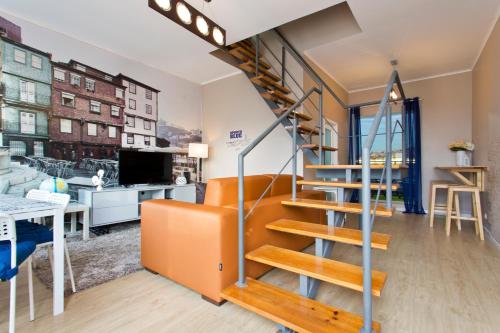 Oporto Blue Lapa - Spacious Family Apartment With Winter Garden, Porto ...
