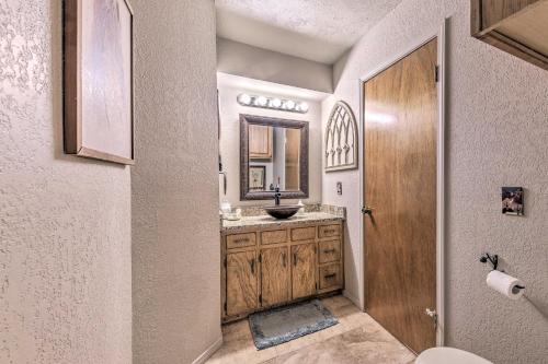 Ruidoso Getaway with Deck, Golf Course Views!, Ruidoso (updated prices ...