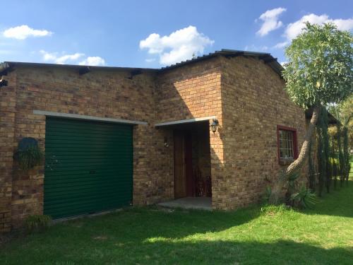 Villa Dachie, Rayton (updated prices 2024)