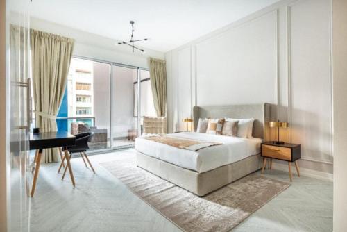 Azure, Dubai Marina - Vacationer, Dubai (updated prices 2024)