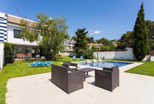 Luxury villa in front of the sea ROSITA, Calella de Palafrugell ...