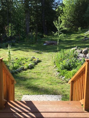 Cozy ,artistic cottage in a garden setting close to the beach and ...