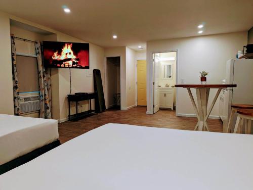 The Honey Bee Motel, Dunlap – Updated 2023 Prices