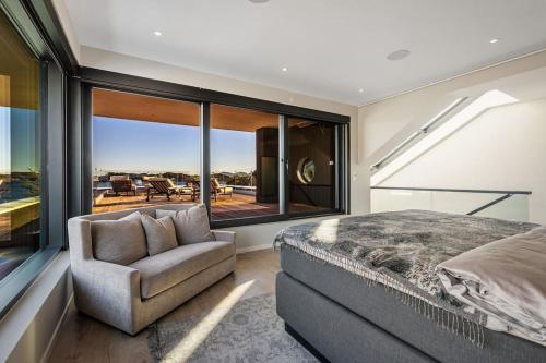 Unique villa by The Norwegian Coast. Private spa, Lokøy (updated prices ...