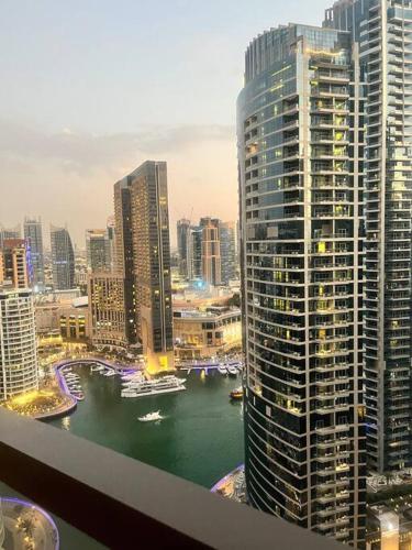 JBR Walk beach - Jumeirah beach residence-Dubai marina - Jacuzzi, Dubai ...