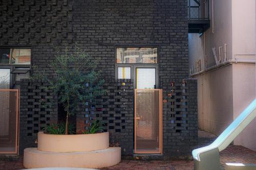 The Artful Cityscape Loft - Serenity In The City, Johannesburg (updated ...