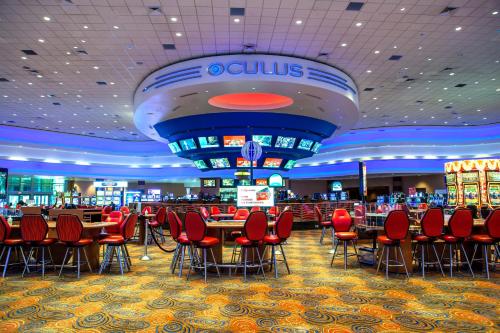 Bally's Quad Cities Casino & Hotel, Rock Island – Updated 2023 Prices