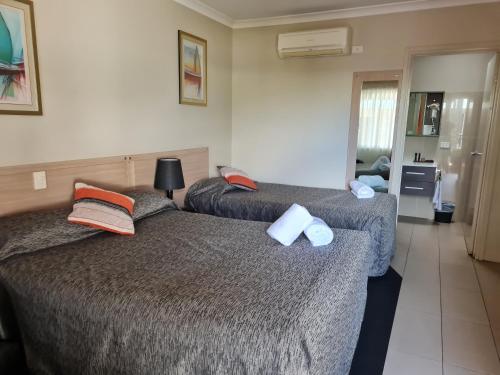 Cobar Central Motor Inn, Cobar – Updated 2023 Prices