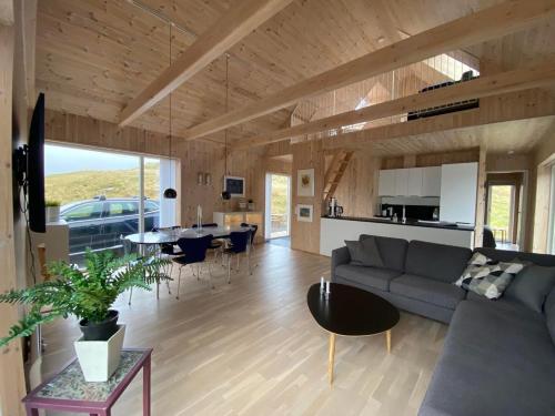 Okkara summarhús á Sandi - Luxury Cottage in Serene Nature, Sandur ...