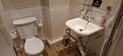 The Cross-Keys Hotel, Knutsford – Updated 2023 Prices