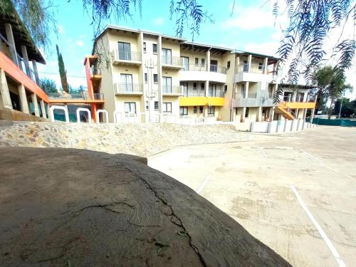 Kubung Hotel (Lesotho Quthing) - Booking.com