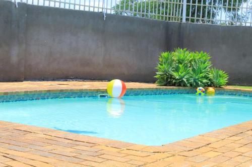 El Rose Guest House, Rustenburg (updated prices 2024)