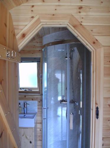 Cosy Cabins at Westfield Farm, Isle of Wight, Yarmouth (updated prices ...