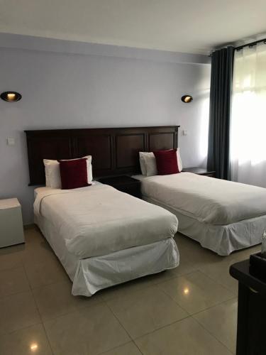 Crescent Lodge, Livingstone (updated prices 2024)