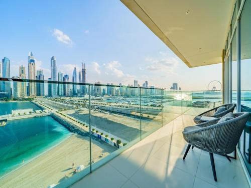 杜拜Stunning Beachfront with Panoramic view of DXB Marina（2025 年最新房價）