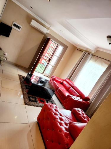 MAKWATAMBANI GUEST MANOR, Thohoyandou (updated prices 2025)