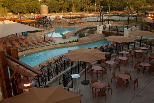 Gaylord Texan Resort and Convention Center, Grapevine (updated prices 2025)
