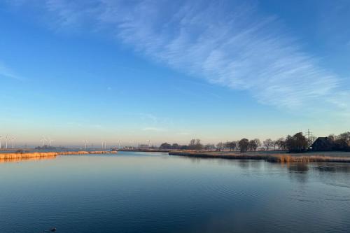 Hausboot der Friesländer im Wangermeer, Wangerland (updated prices 2024)