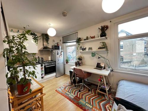 Self-contained Studio flat, London (aktualisierte Preise für 2024)