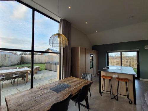 Marsh Marigold Cottage, Ashlin Farm Barns, Lincoln (updated prices 2024)