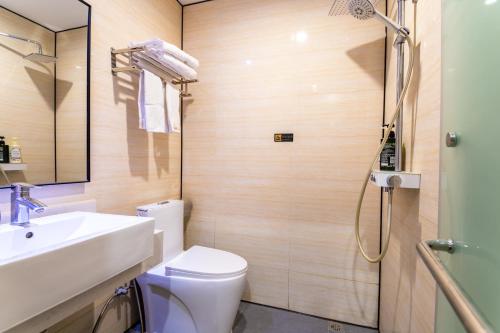 Puzzle Hotel - Zhongshan 8th Road Chenjiaci Subway Station Branch ...
