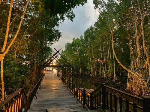 Coriana Dive Resort, Waisai – Updated 2023 Prices