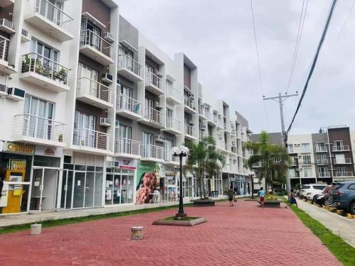 Modena Town Square-Walkup Condominium, Minglanilla (updated prices 2024)