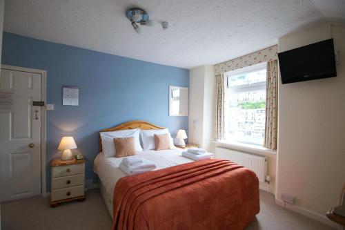 The Old Bridge House, Looe (updated prices 2025)