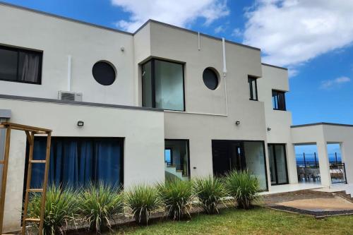 Villa Utopia****, saisonnière et soirées privées, Saint-Louis (tarifs ...