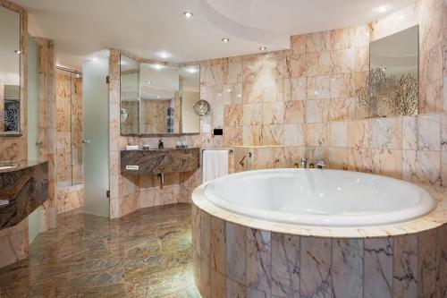 Basel Marriott Hotel, Basel – Updated 2023 Prices