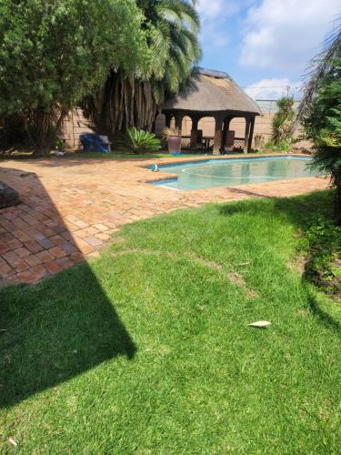 Florida Lake Guest House, Roodepoort, South Africa - Booking.com
