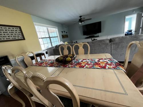 Opulence Blue Lake House with Amazing Views, Donalsonville (updated ...