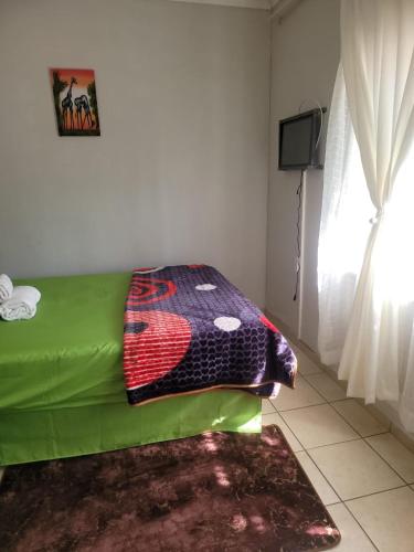 Guest House Florida Lake, Roodepoort (updated prices 2024)