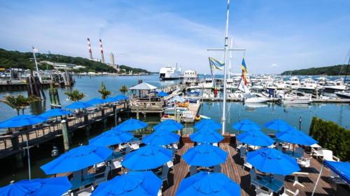 Danfords Hotel & Marina, Port Jefferson Station – Updated 2024 Prices