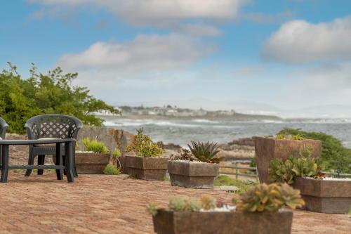 The Atlantic in Onrus, Hermanus (updated prices 2024)