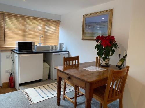 Self contained annex with bedroom bathroom sitting room and kitchenette ...