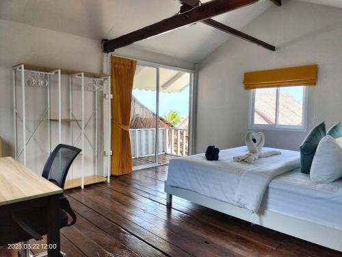 Sand Terrace Beach Bungalows, Ban Tai (updated prices 2025)